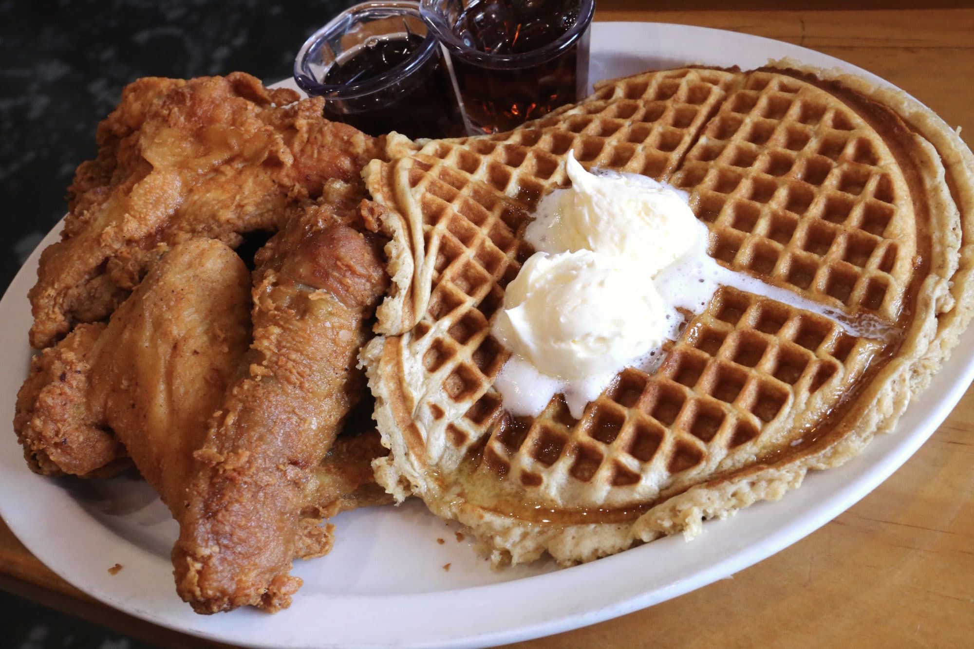 Kuzzo's Chicken and Waffles in Detroit | dobbernationLOVES