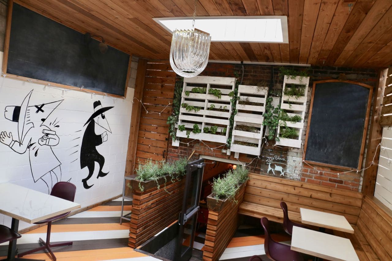 Bar Vendetta Toronto: Jen Agg Transforms Black Hoof Into Chic Italian ...