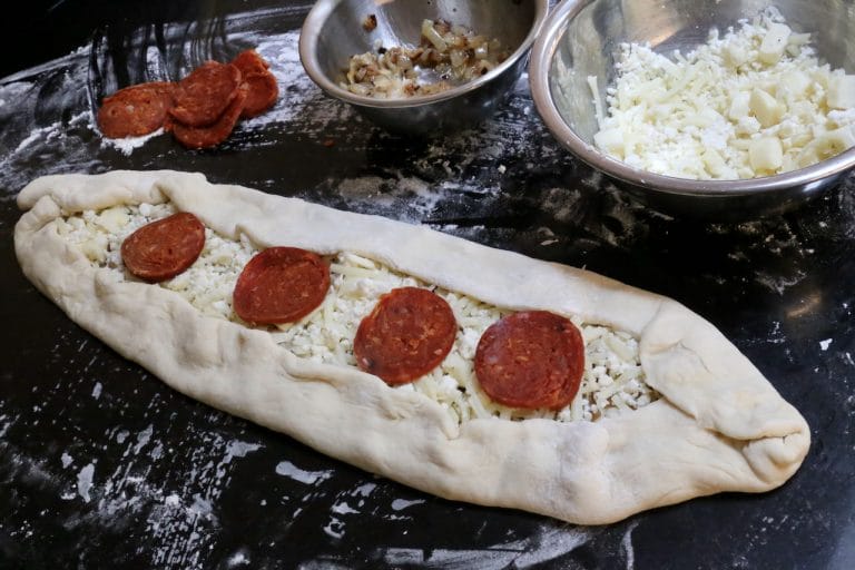 Peynirli Pide Cheesy Chorizo Turkish Pizza Recipe | dobbernationLOVES