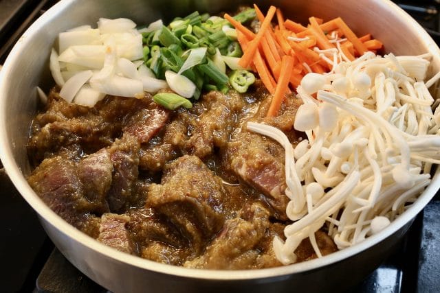 Healthy Korean Beef Bulgogi Noodles Recipe | dobbernationLOVES