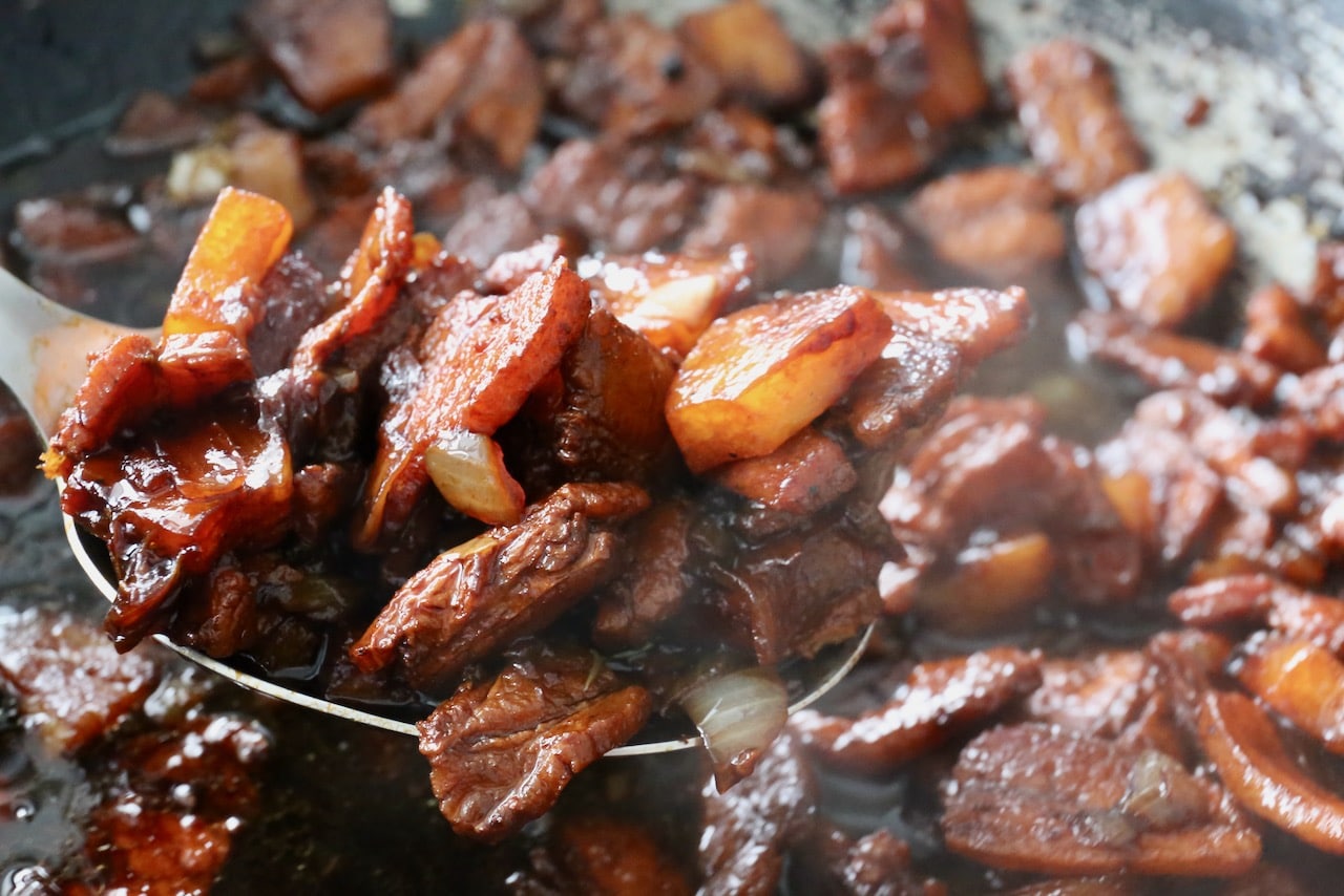 Filipino Pork Hamonado Recipe | dobbernationLOVES