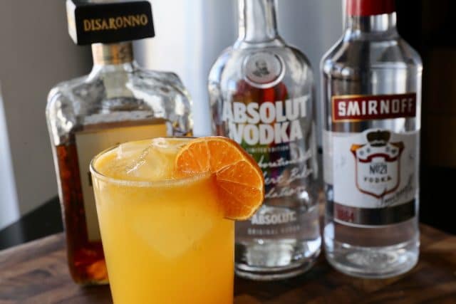 Bocce Ball Cocktail Recipe | dobbernationLOVES