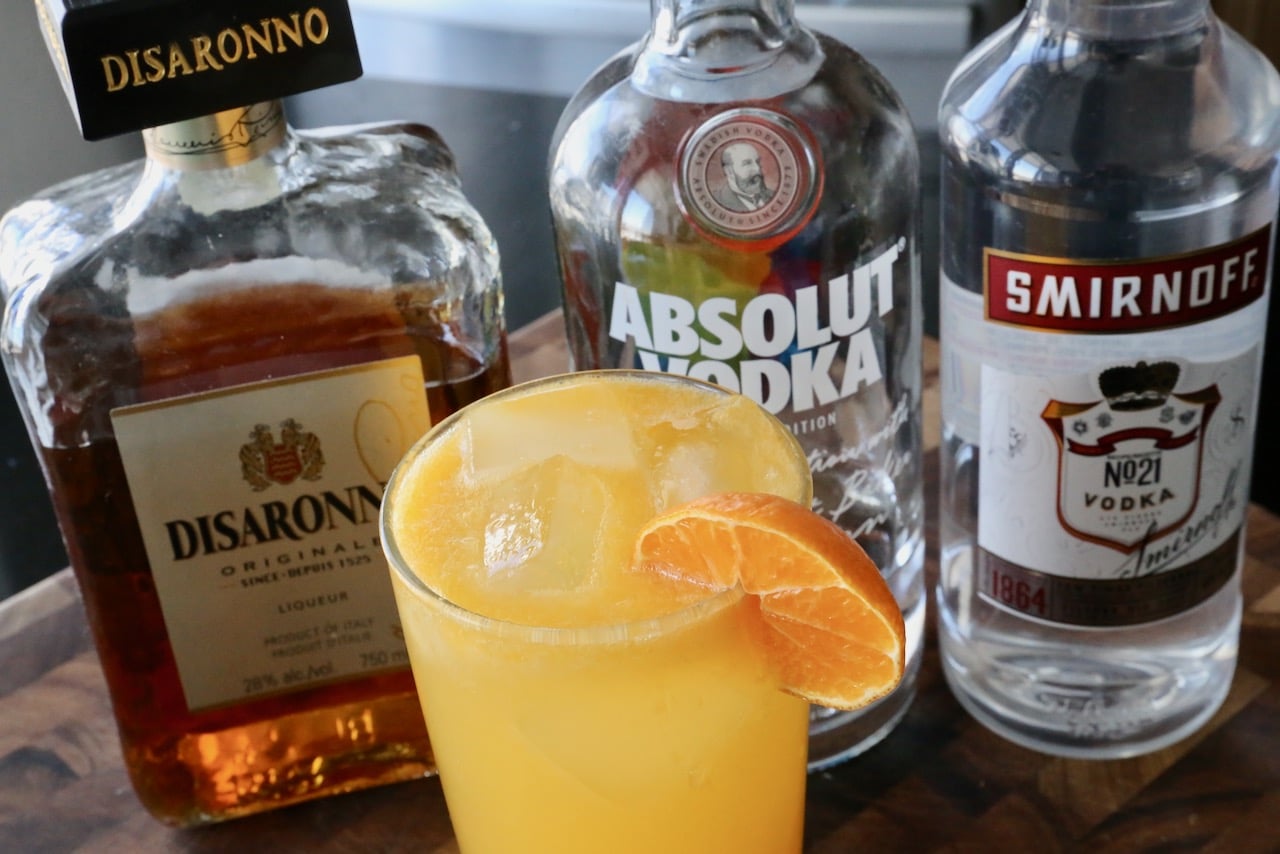 Bocce Ball Cocktail Recipe | dobbernationLOVES