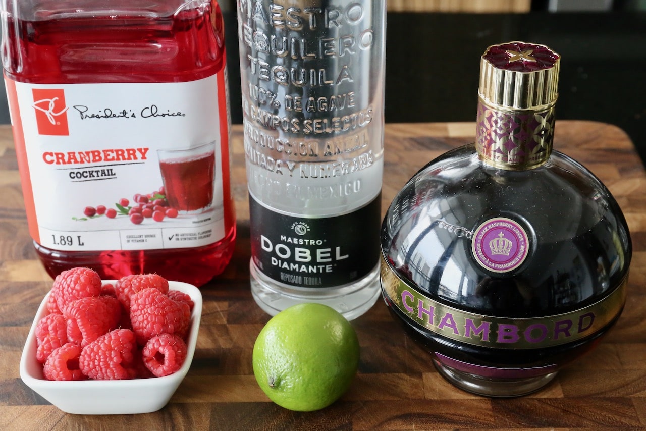 Raspberry Chambord Margarita Cocktail Recipe | dobbernationLOVES