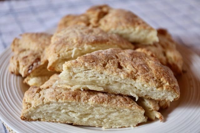 Homemade Cottage Cheese Scones Recipe | dobbernationLOVES
