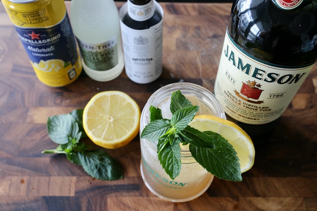 Jameson Whiskey Irish Lemonade Cocktail Recipe | dobbernationLOVES