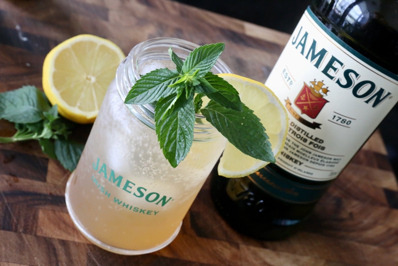 Jameson Whiskey Irish Lemonade Cocktail Recipe | dobbernationLOVES