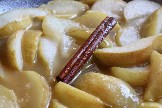 Spiced Poached & Stewed Pears Compote Recipe