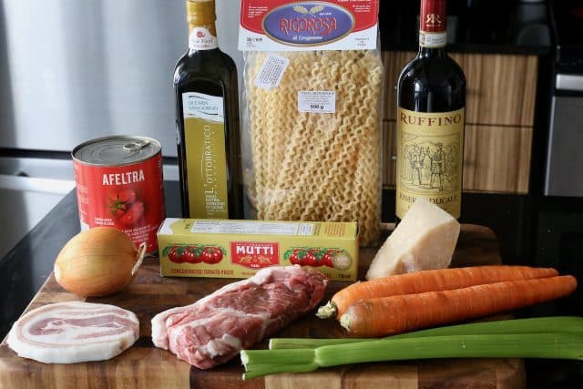 Calabrese Pasta Sauce Recipe With Fusilli | dobbernationLOVES