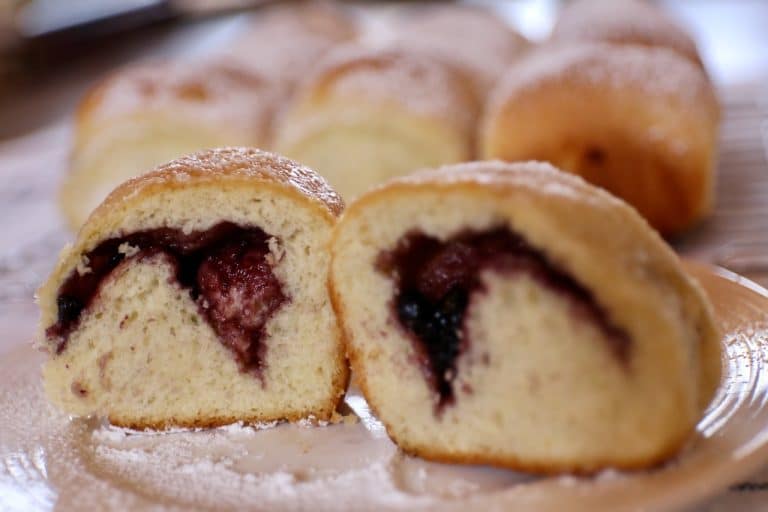 Buchty Recipe: Slovak Jam Filled Yeast Buns | dobbernationLOVES