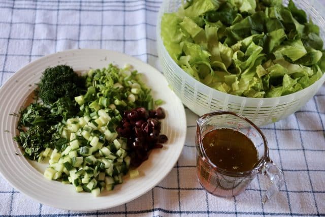 Maroulosalata Greek Lettuce Salad Recipe | dobbernationLOVES