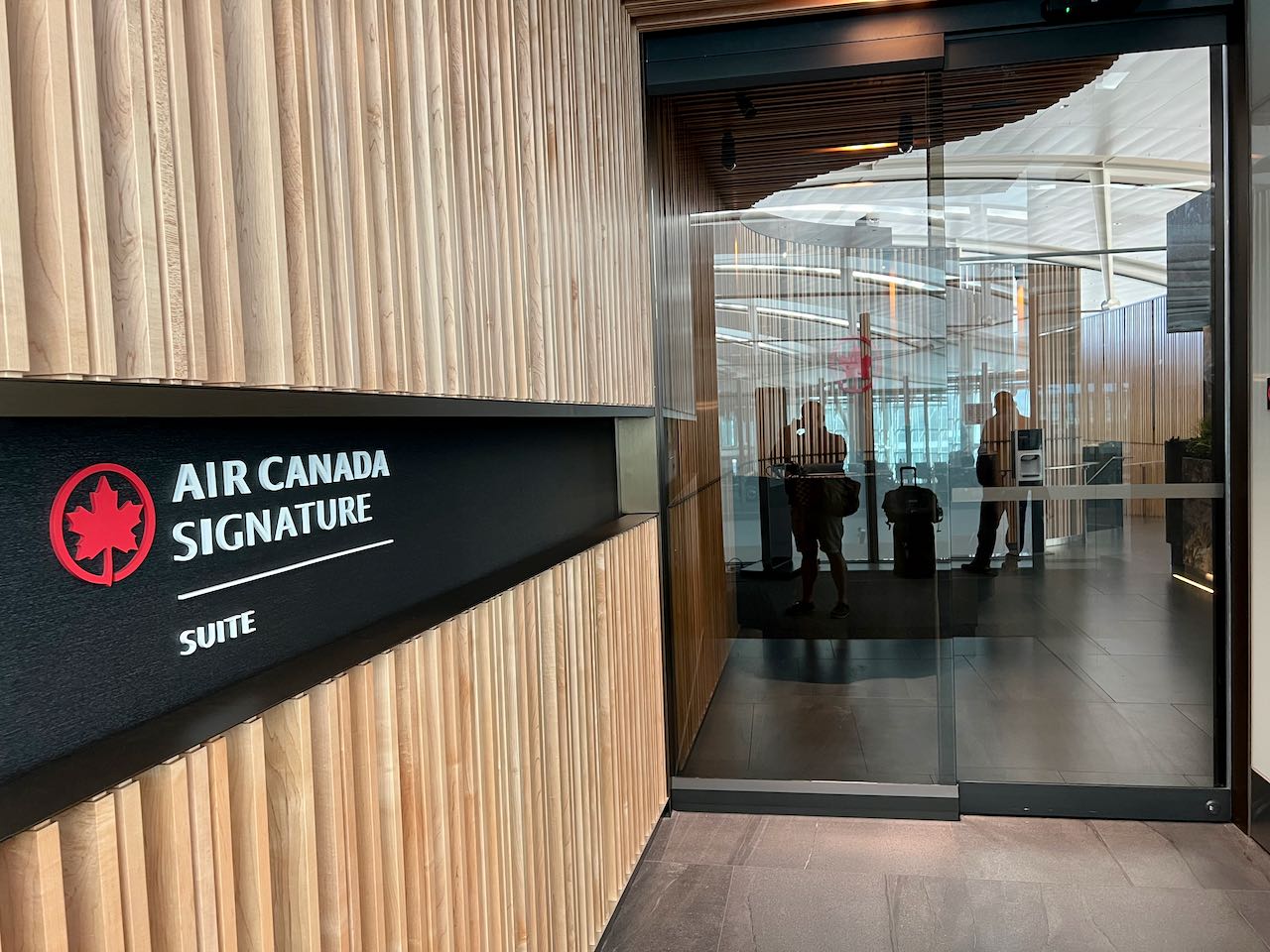 Air Canada Signature Suite Toronto Review | dobbernationLOVES
