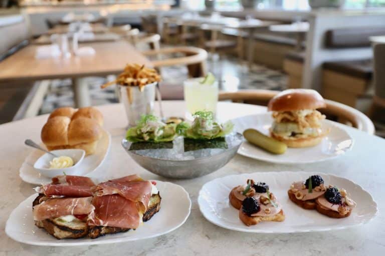 Best Toronto Happy Hours: Deals At Over 40 Restaurants | dobbernationLOVES